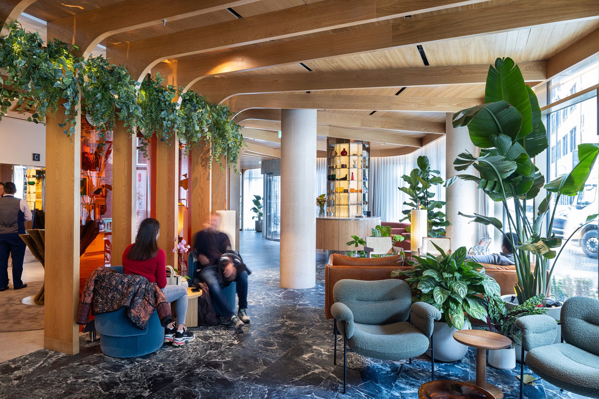 Hotel Planting Schemes - Indoor Plants Used In Hotels - Leaflike